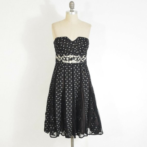 Anthropologie | Dresses | Lithe Strapless Embroidered Floral Fit Flare ...